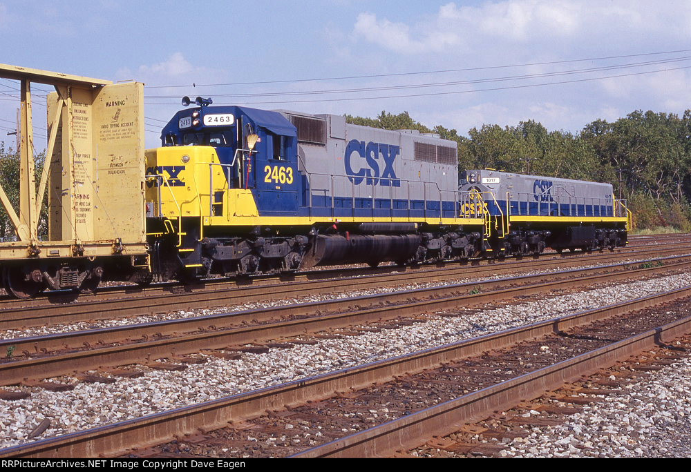 CSX 2463 1017